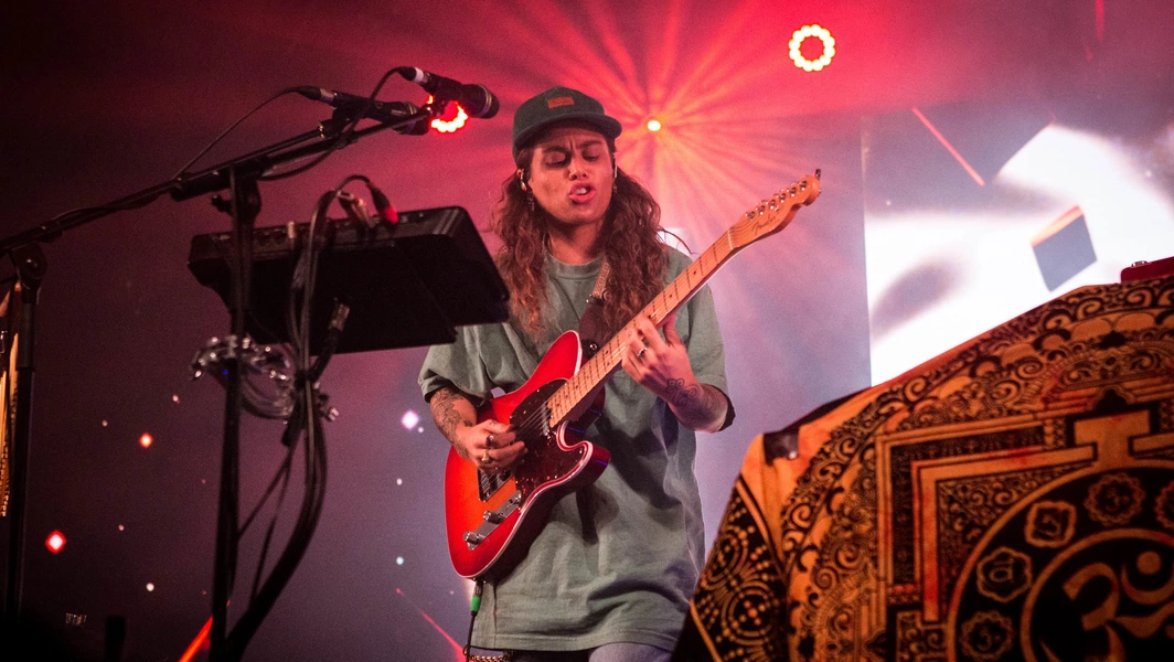 12 remarkable one-person musical acts