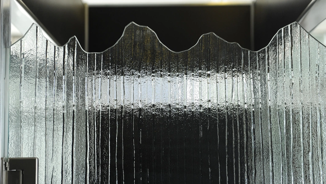 How to keep glass shower doors spotless