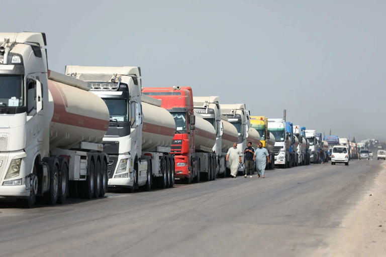 Iraq projects oil production to return to pre-war levels within two months
