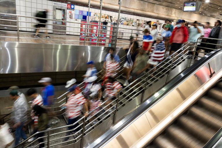 Letters to the editor: The LAX people mover fix needs to be applied to ...
