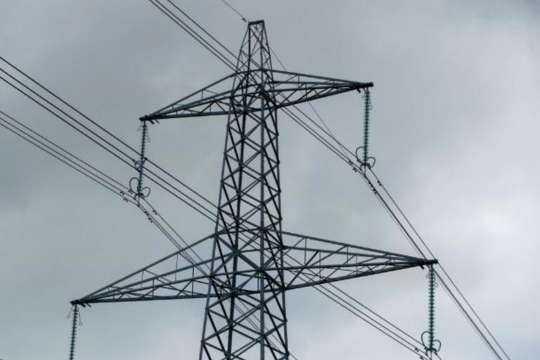 Met Office issues 'power cuts' warning for 9 counties in Midlands ...