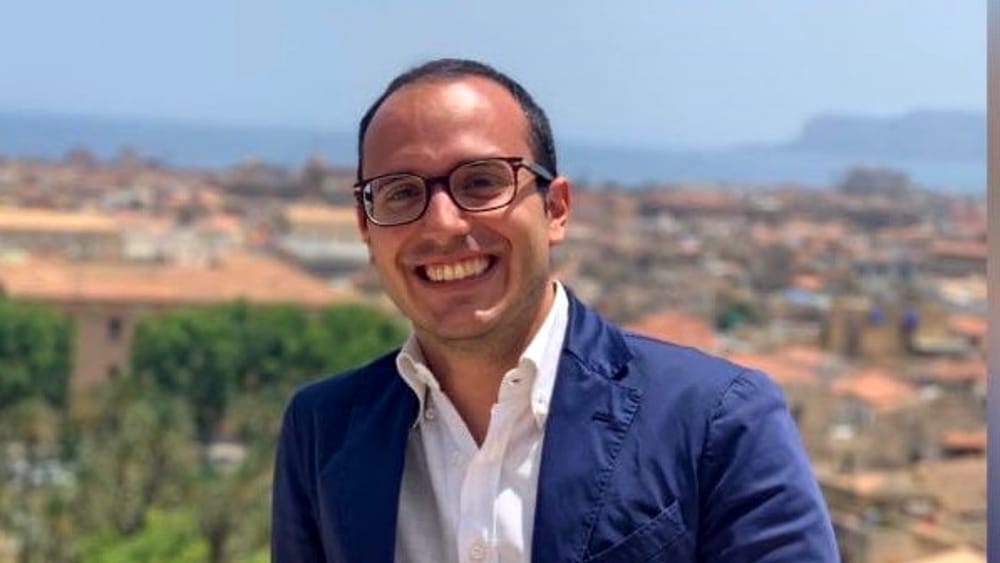 Palermo, De Luca arruola Mineo e sbarca al comune