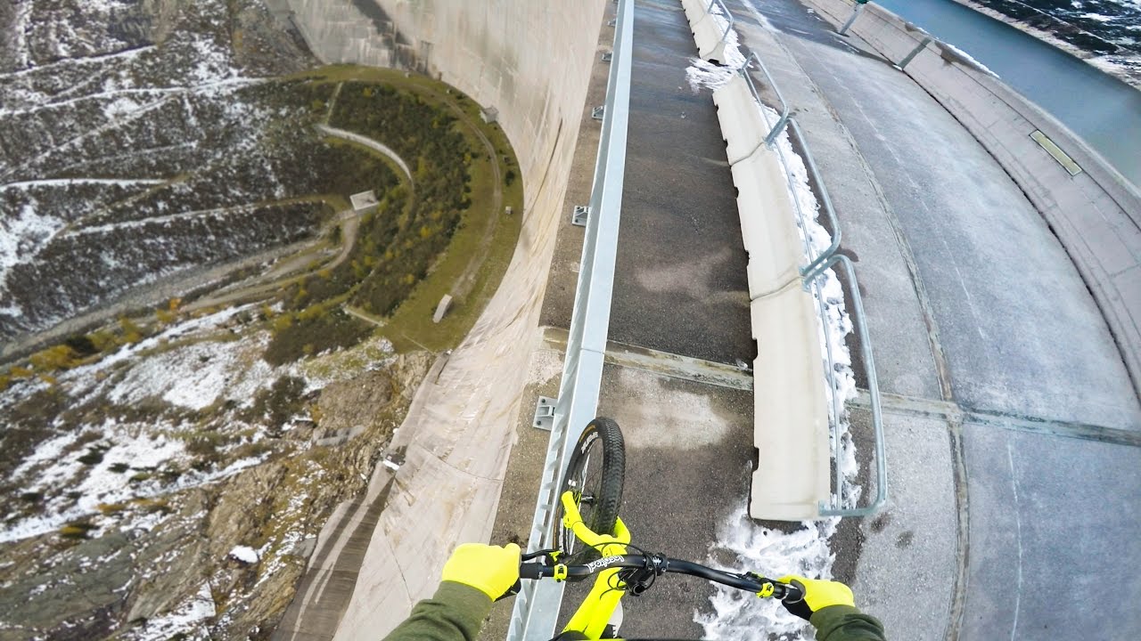 Riding a bike on a 200m high rail - Fabio Wibmer