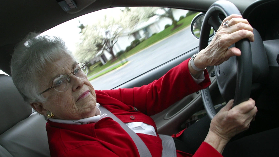 Senior driver license rules across US states
