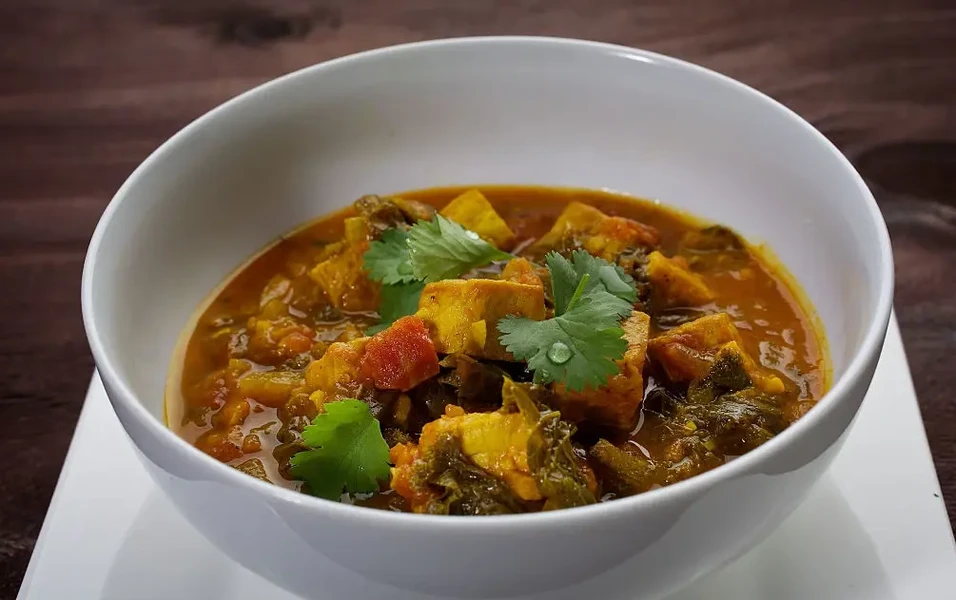 Chef Kunal Kapur swaps paneer for tofu in protein-rich spinach curry