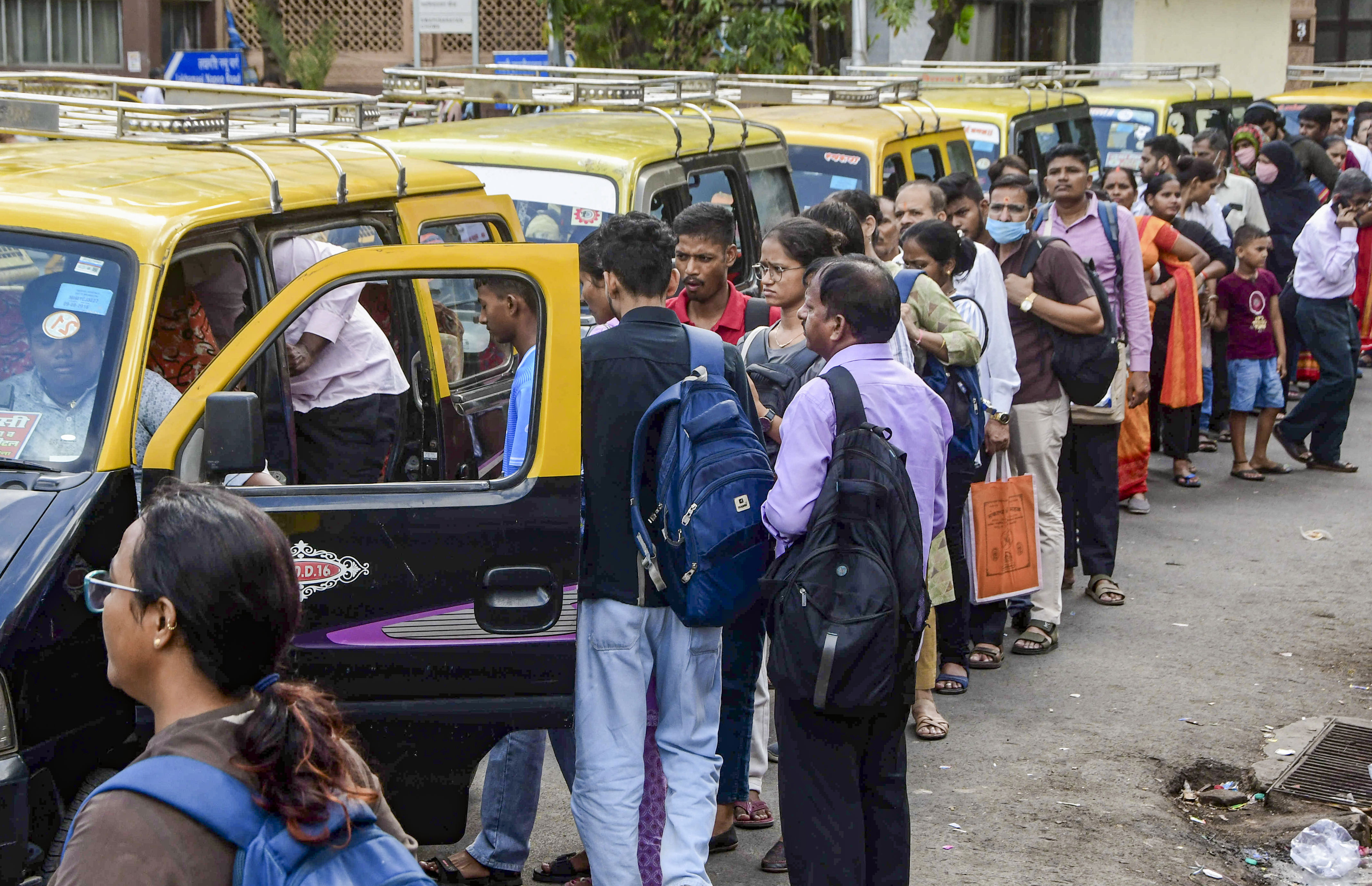 Day 3 of BEST strike: Mumbai bus operations hit; 100 buses deployed for ...