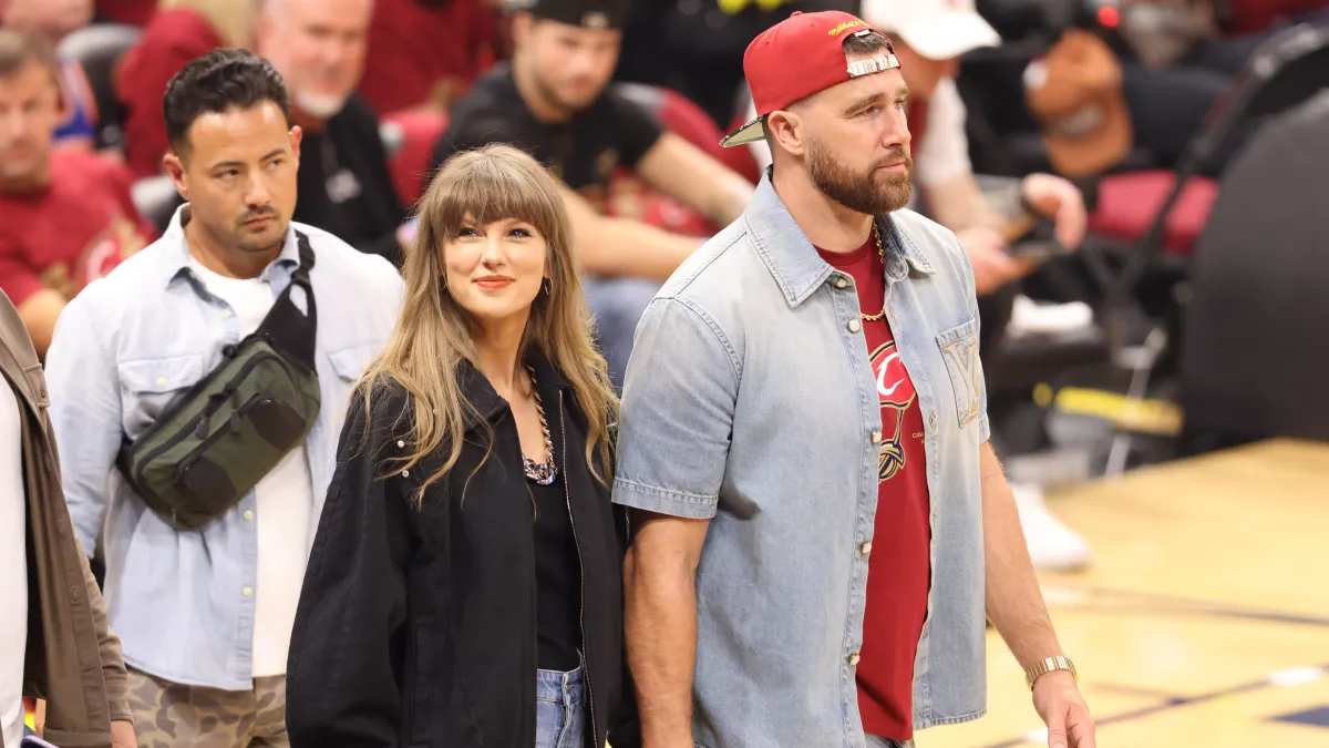Taylor Swift invites another popular singer to Travis Kelce wedding