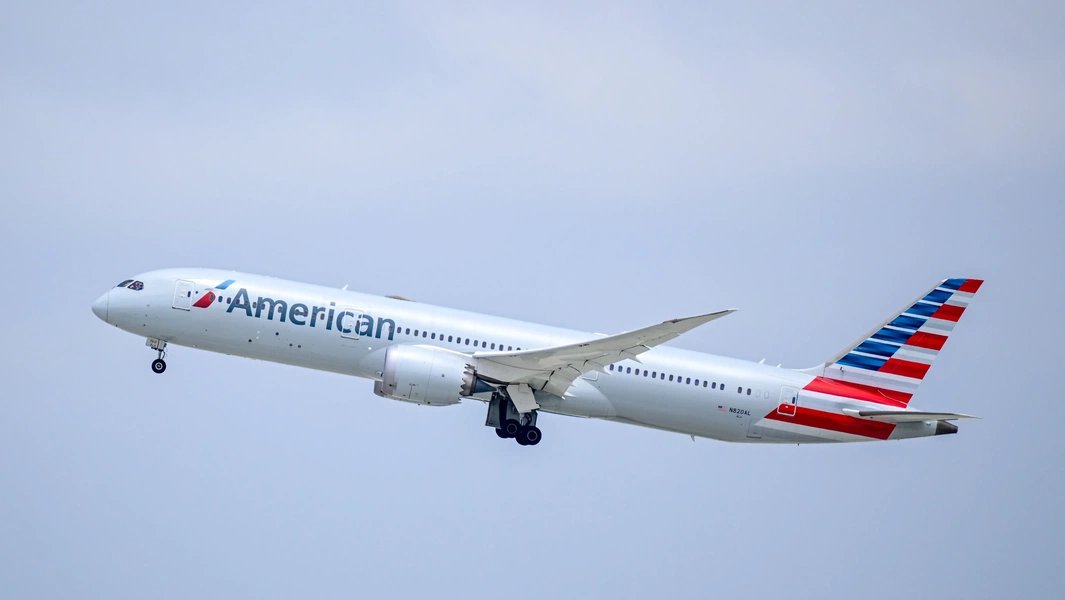 10 wide-body passenger jets and their market prices