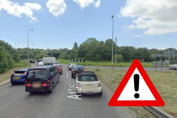One lane closed following crash on major south Essex route