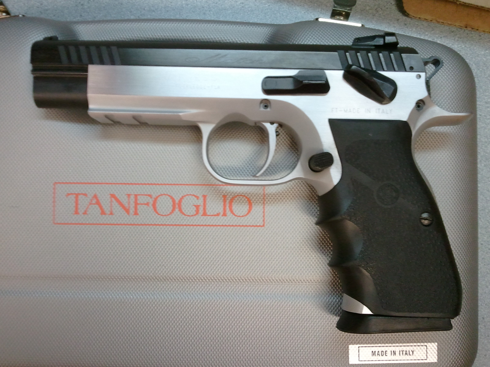 10 things about maintaining a semi-auto pistol that gun store staff ...