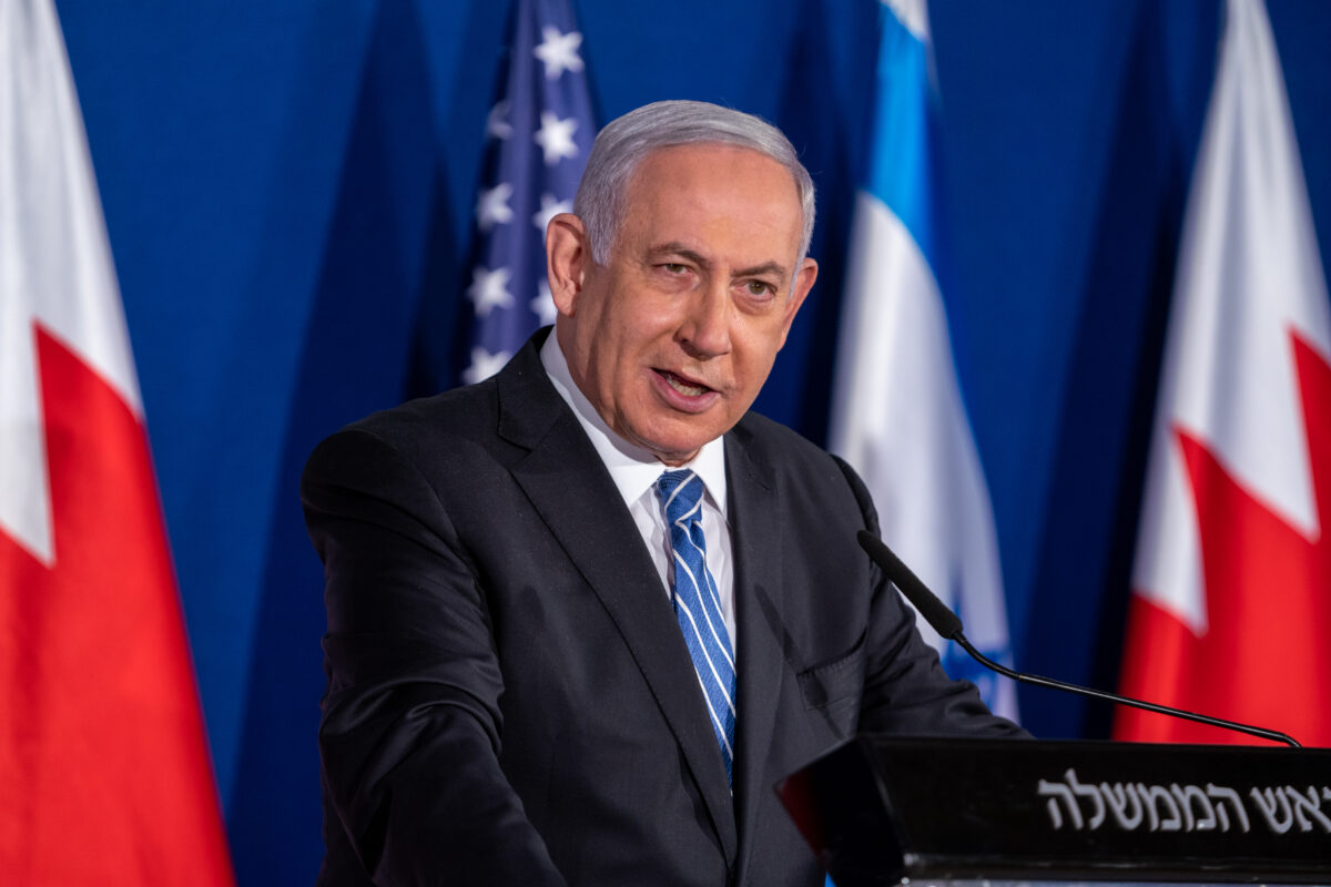 Trump's own intelligence warns Netanyahu is likely to sabotage the Iran ...