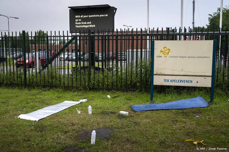 MiGreat: zes mensen in Ter Apel buiten tijdens noodweer