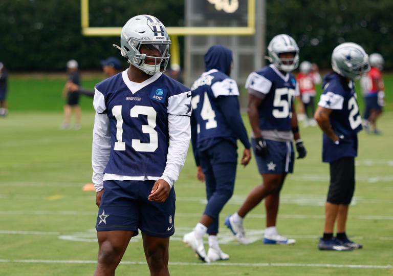 Christian Parker hints at who will wear green dot on Cowboys defense