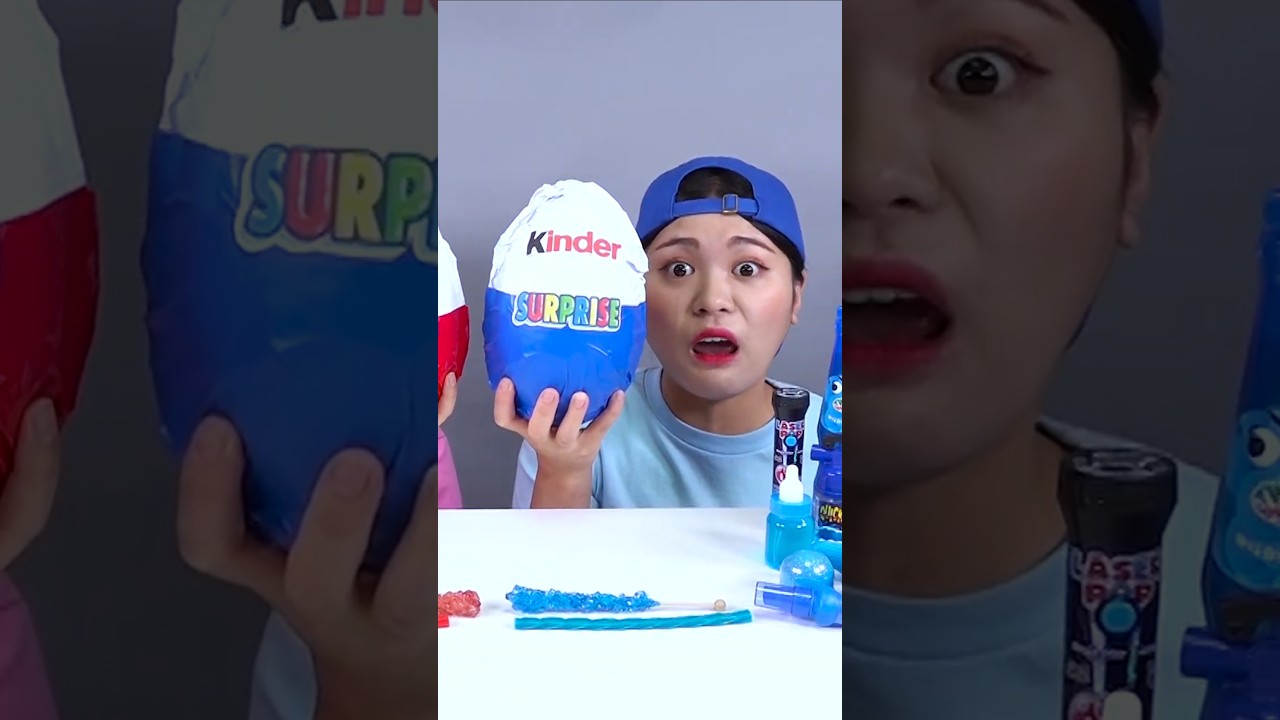Red food vs blue food challenge 빨간색 파란색 음식 챌린지