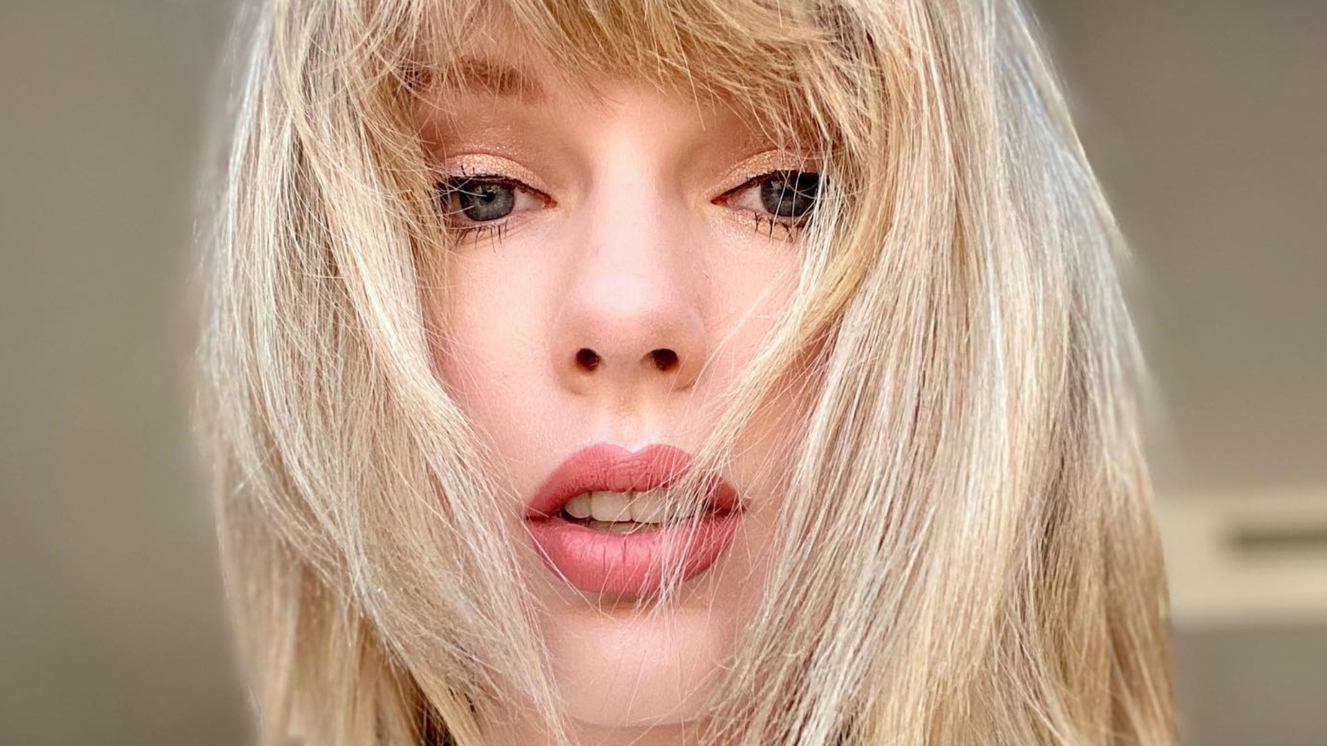 'What's she doing here?': Taylor Swift criticized for attending the ...