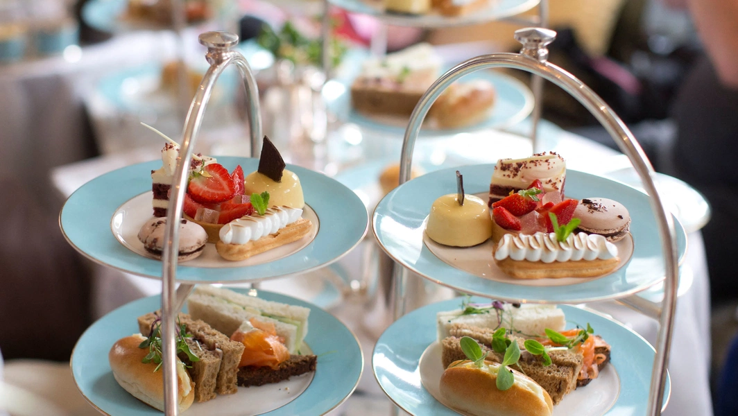 High tea traditions and etiquette