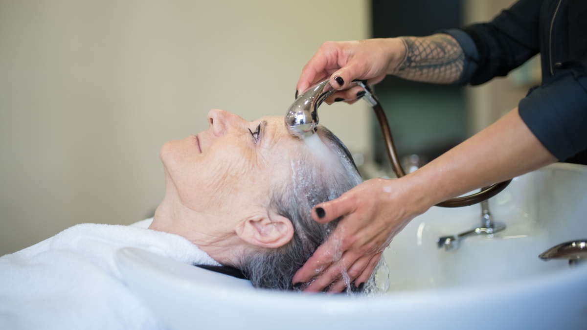 4 dermatologist rules for trashing your current hair-washing routine ...
