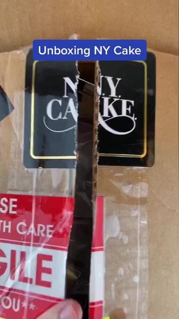 Unboxing NY cake tools for fondant figures and cupcakes