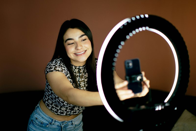 'No one is that dramatic': 20+ weird and funny behaviors that became ...