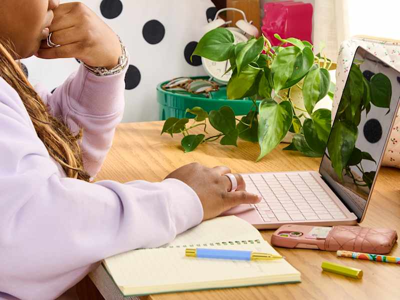 These 4 products will transform your dorm room into your most ...