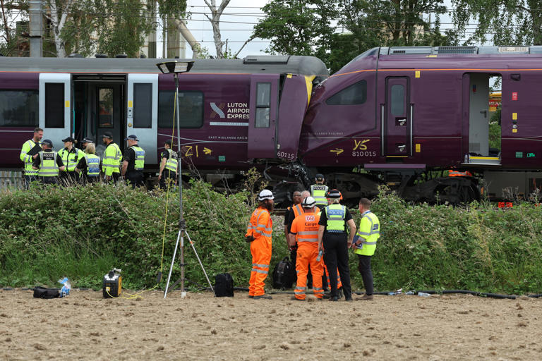 Bedford crash was ‘tragic isolated incident’ Network Rail says: Latest
