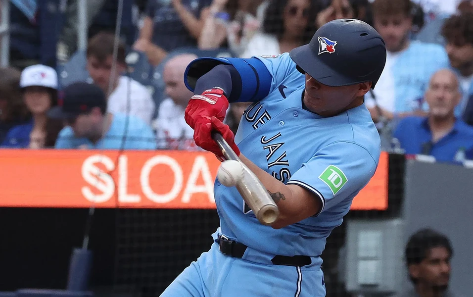 Valenzuela's clutch double lifts Jays to sweep and wild card spot