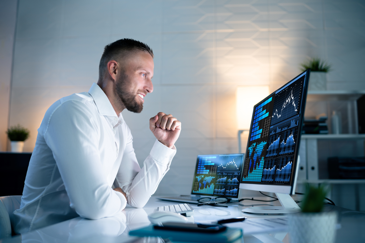 Cerebras vs. SpaceX: Which is the better AI IPO stock to buy and hold ...