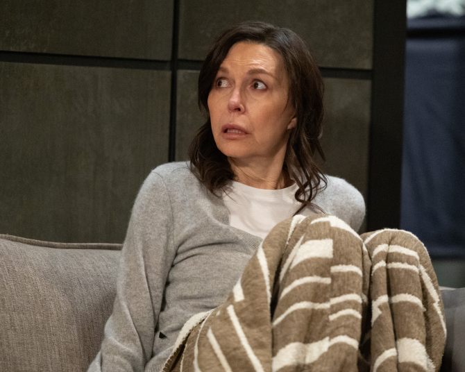 General Hospital's Anna Devane returns: Finola Hughes' first airdate ...