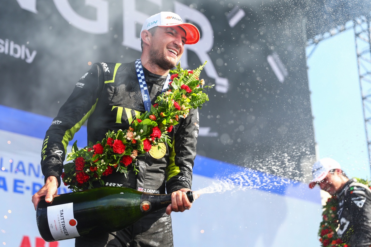 Formula E Sanya: Dennis wins red-flagged race as championship leader ...