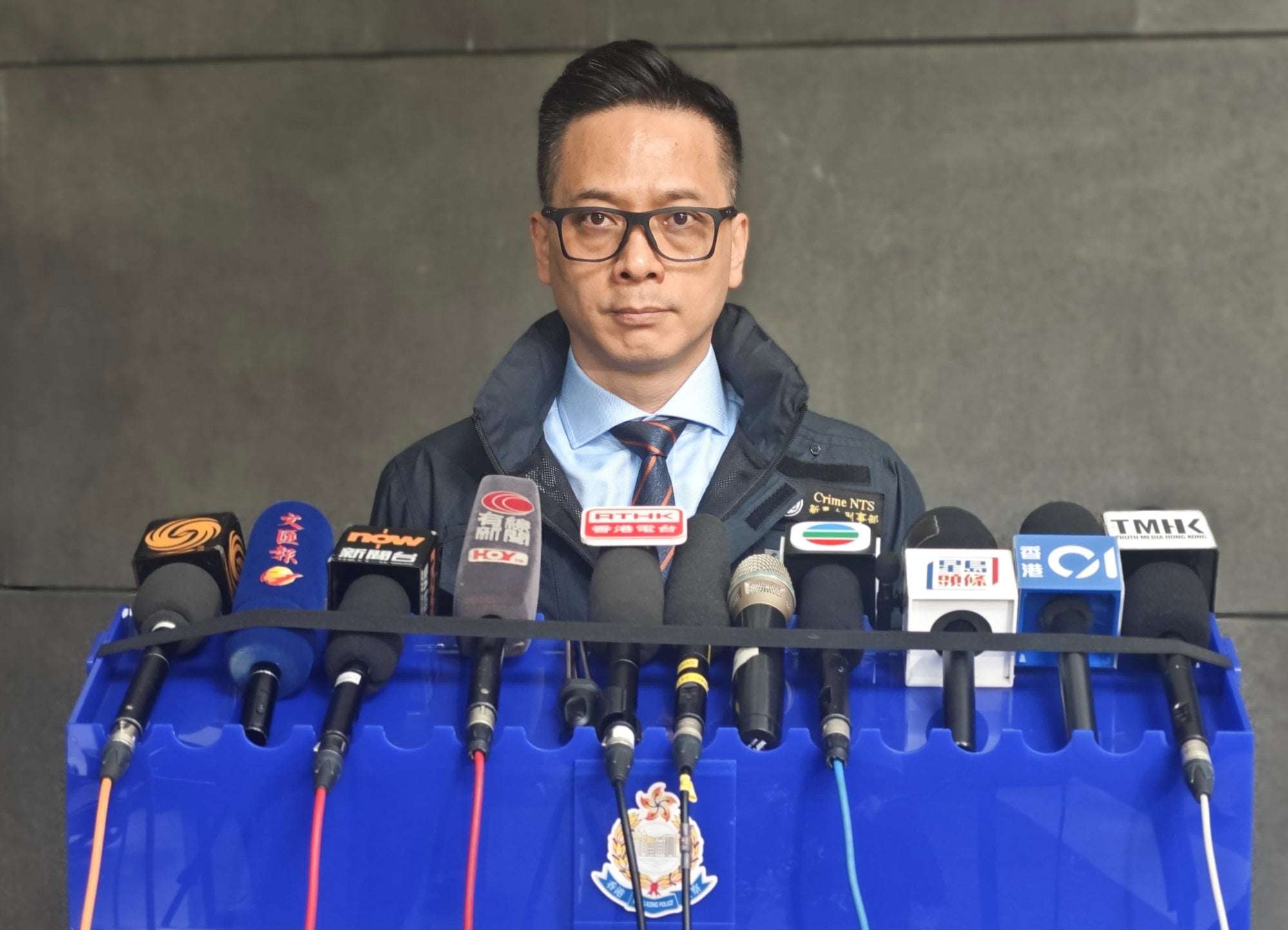 Hong Kong police arrest 7 over HK$7 million gold bar robbery at knifepoint