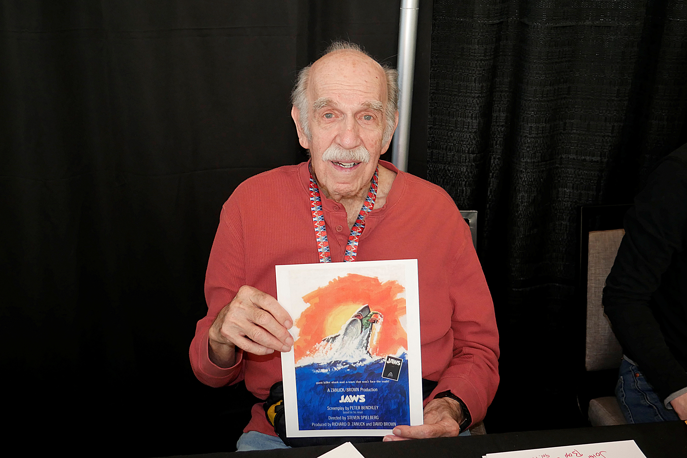 'Jaws' artist reveals why the original movie poster was never used