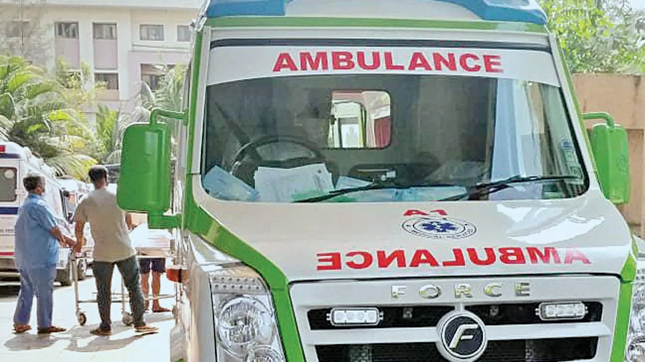 Temple roof collapses in Parbhani, rescue operations underway
