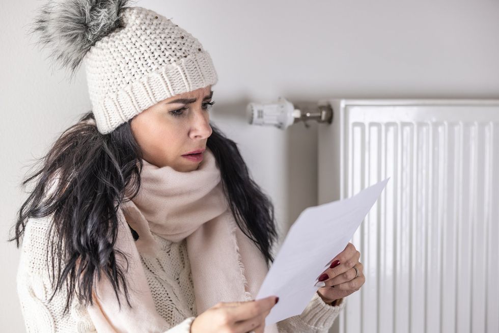 Britain in an energy bill 'can't pay crisis' as millions driven into £ ...