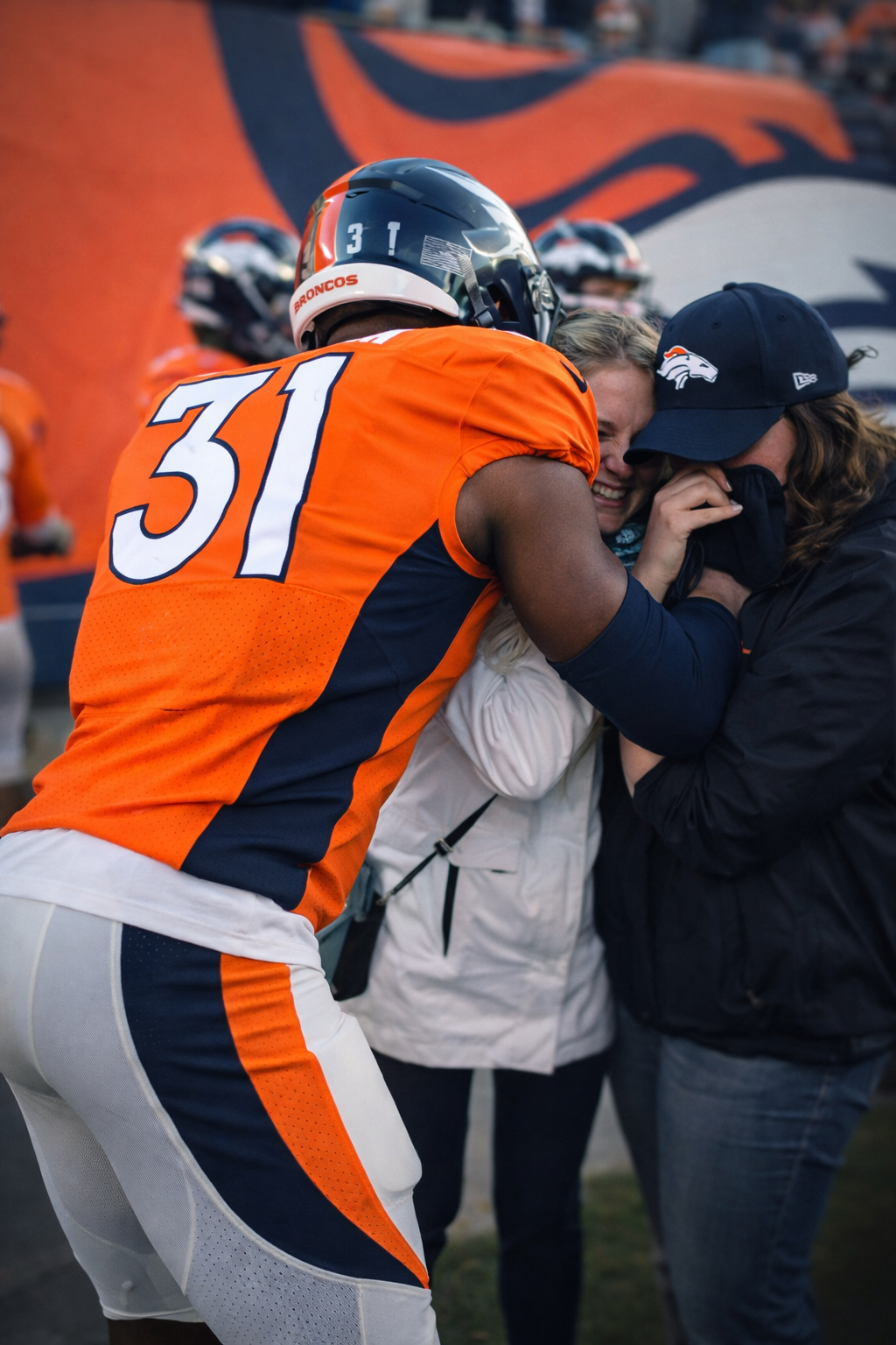Broncos acknowledge fan's memory of the DT game