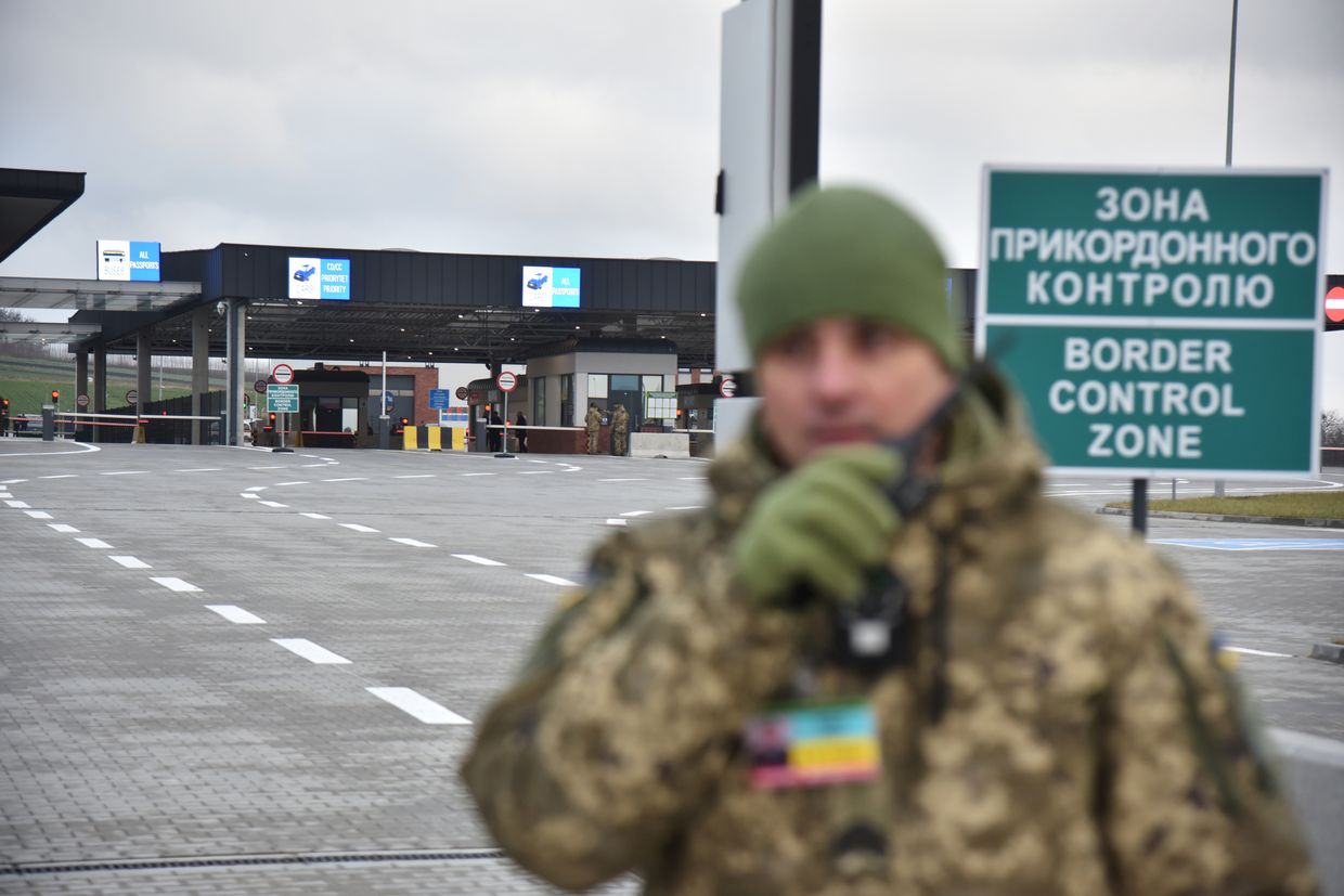 Ukraine's ex-culture minister suspect in border-crossing scheme using ...