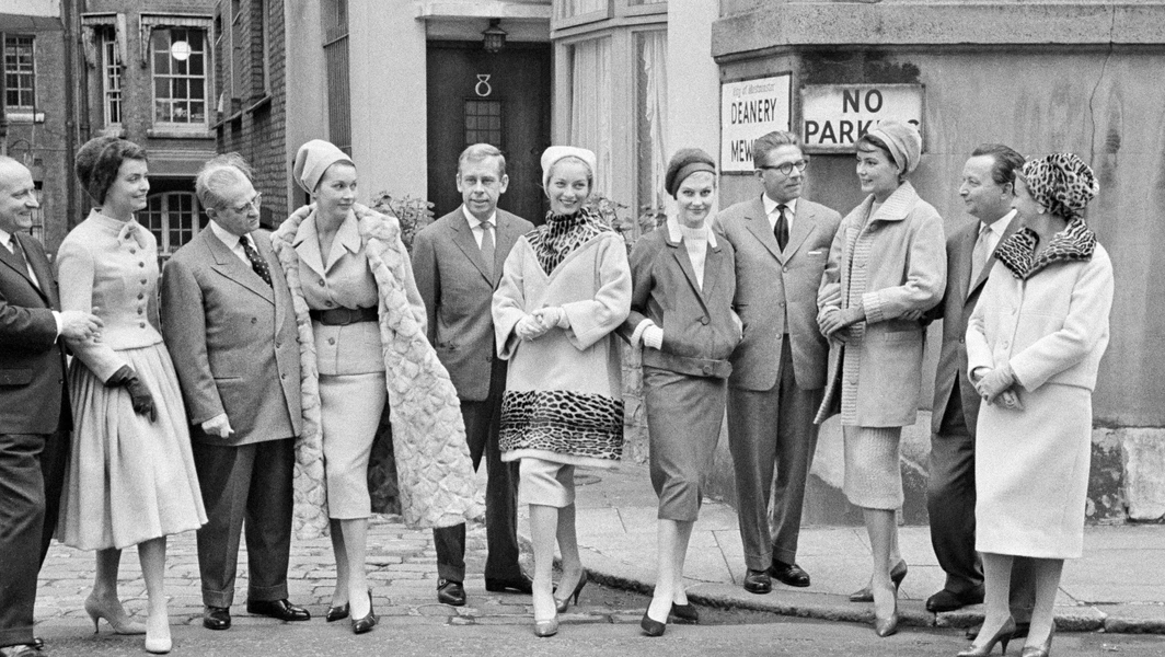 14 defining etiquette rules of the 1950s