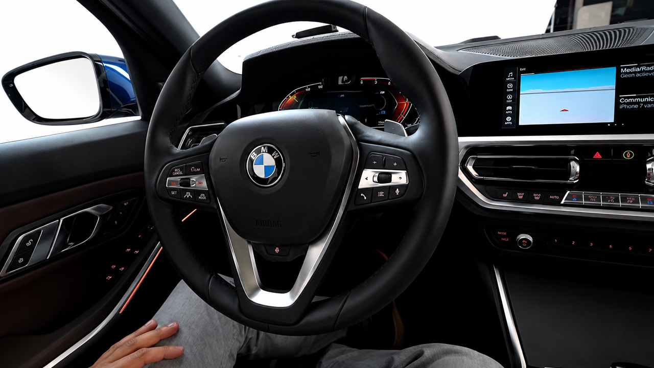 Step inside the digital future with redesigned BMW geometric cockpit