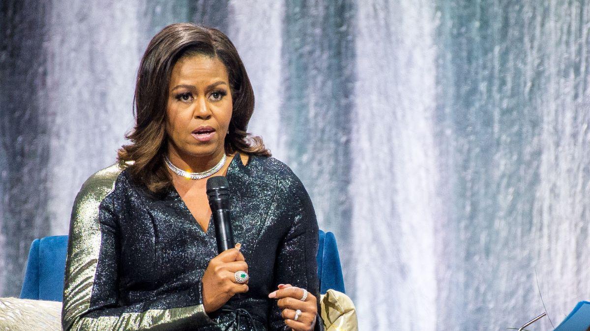 Michelle Obama humiliates Donald Trump at husband Barack's lavish A ...