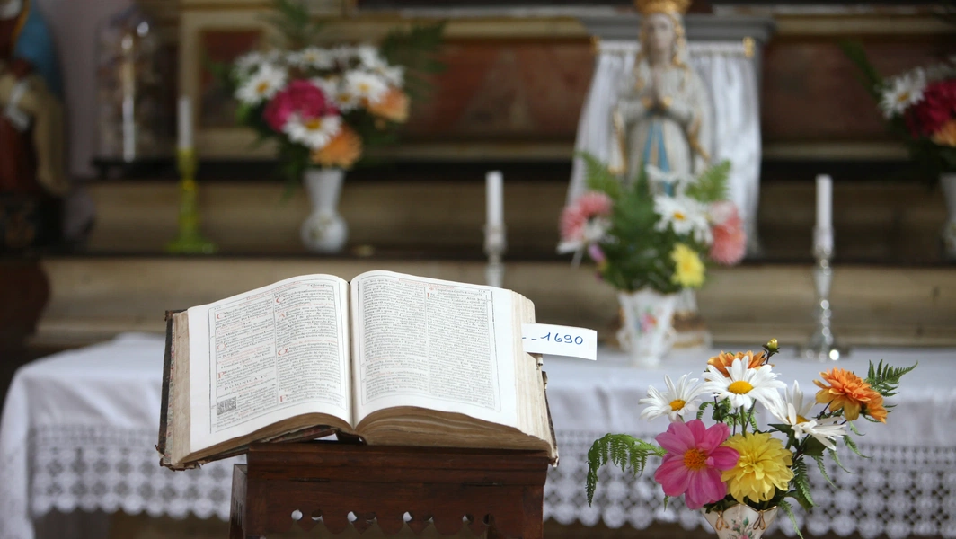 Key differences between Catholicism and Protestantism