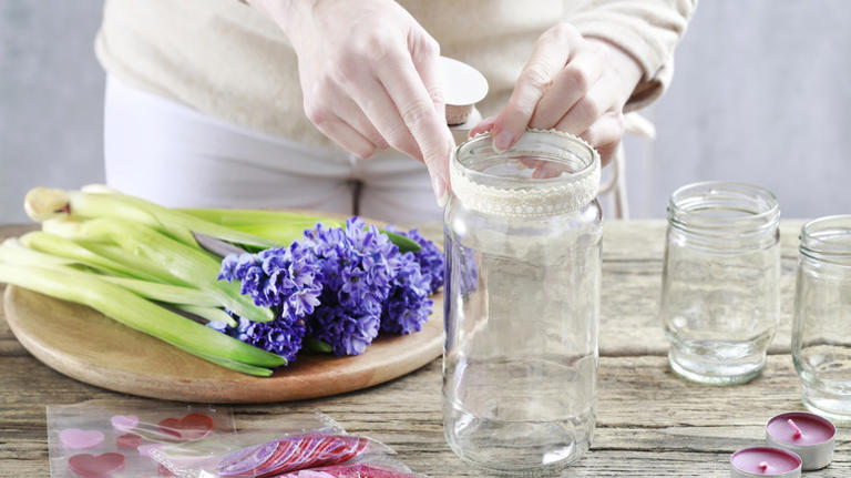 How crafty people turn old mason jars into gorgeous 'scenterpieces ...