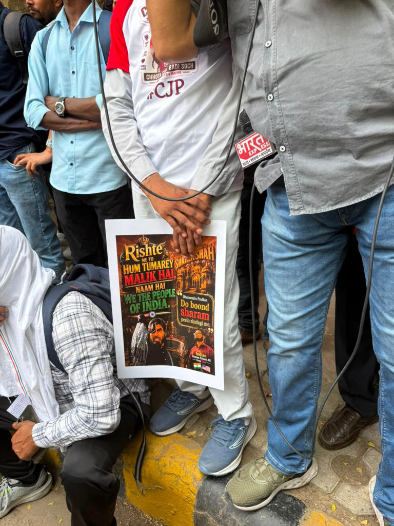 #Melodi moment, ‘Panvel nikalna hai’: Meme-filled posters in spotlight ...