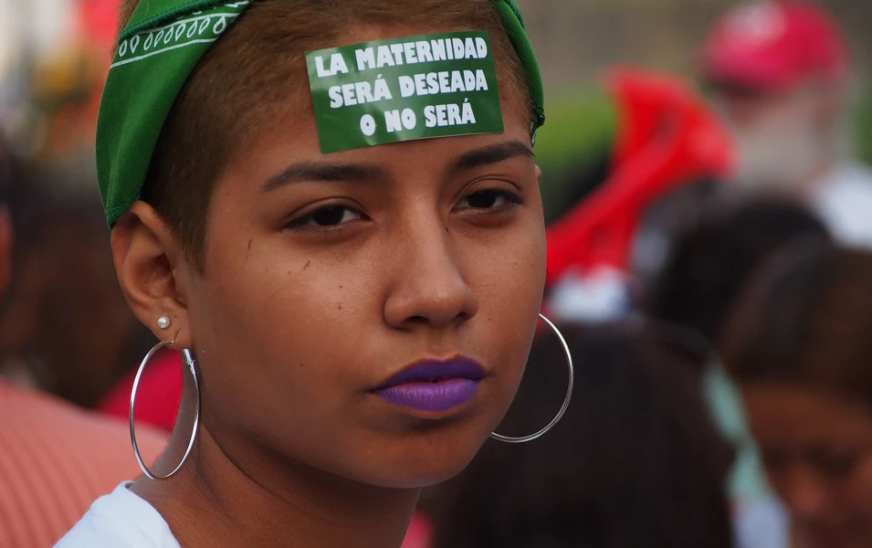 Gen Z women resist motherhood over gender and economic gaps