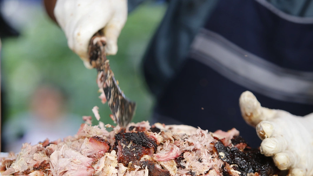Pulled pork secrets for tender, smoky perfection