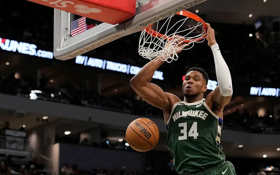 Heat remain front-runners for Giannis as draft deadline looms