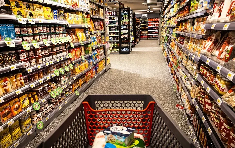Midweek grocery hacks that save money and sanity