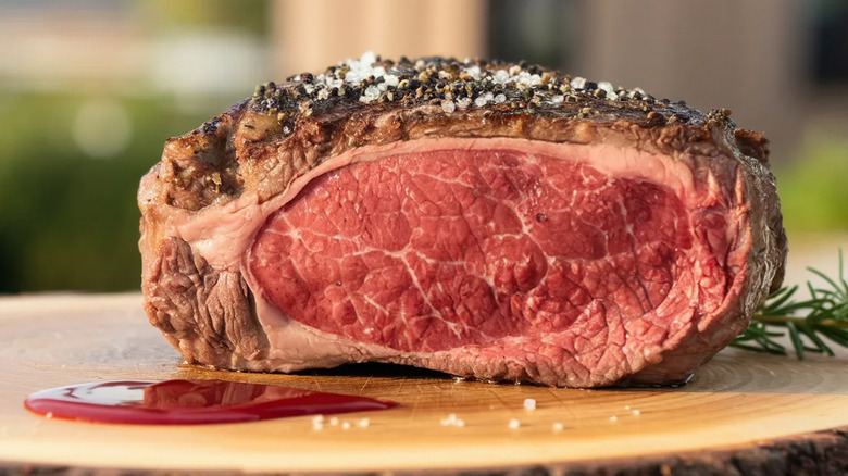 12 reasons restaurant prime rib tastes better than homemade