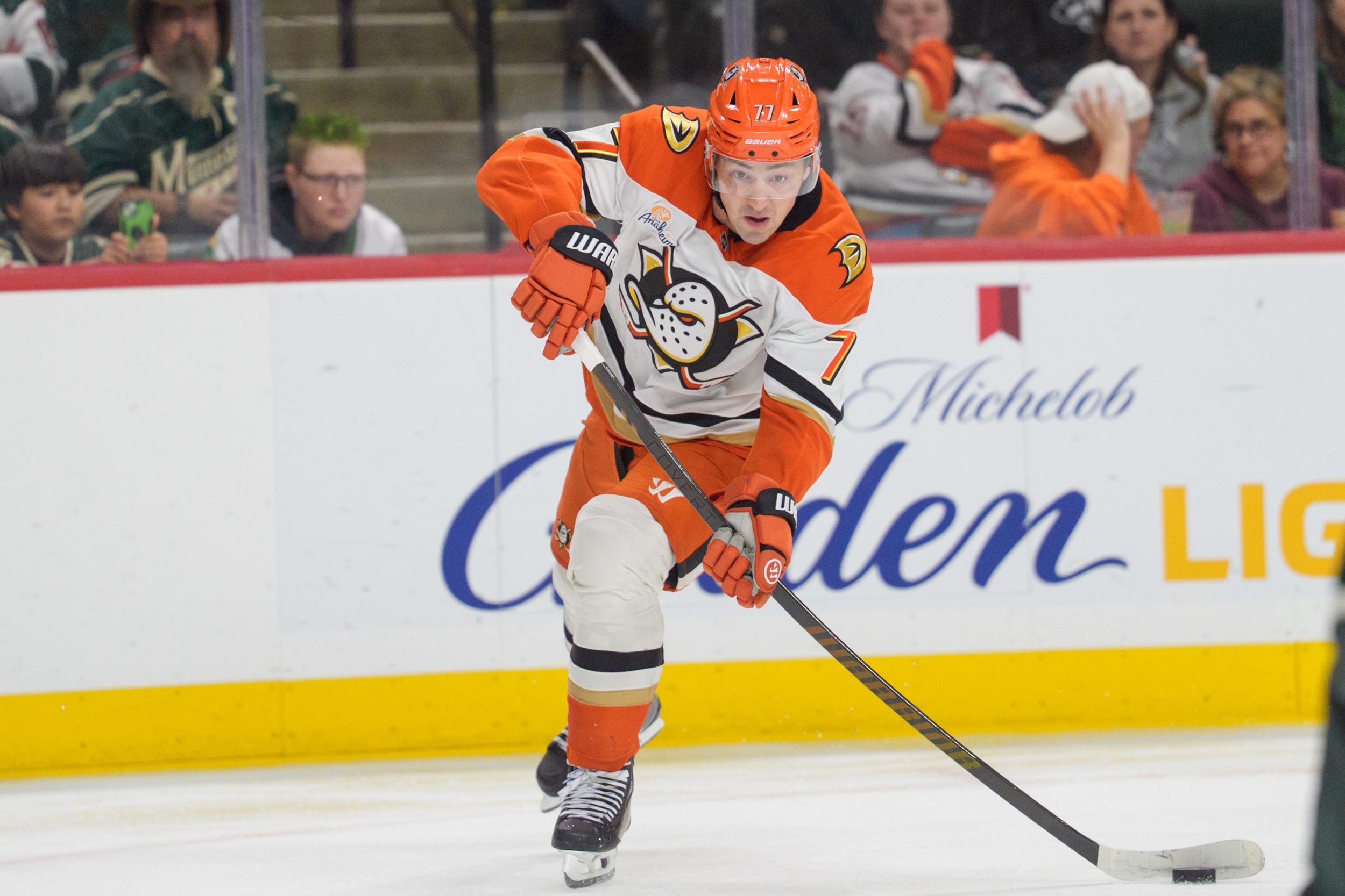 Radko Gudas leaves door open to signing with Maple Leafs