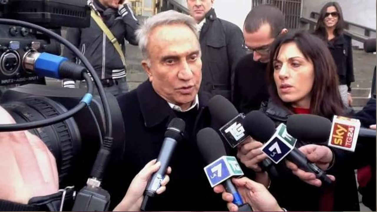 Guerra tra le figlie di Emilio Fede per l’eredità: ville, gioielli e ...