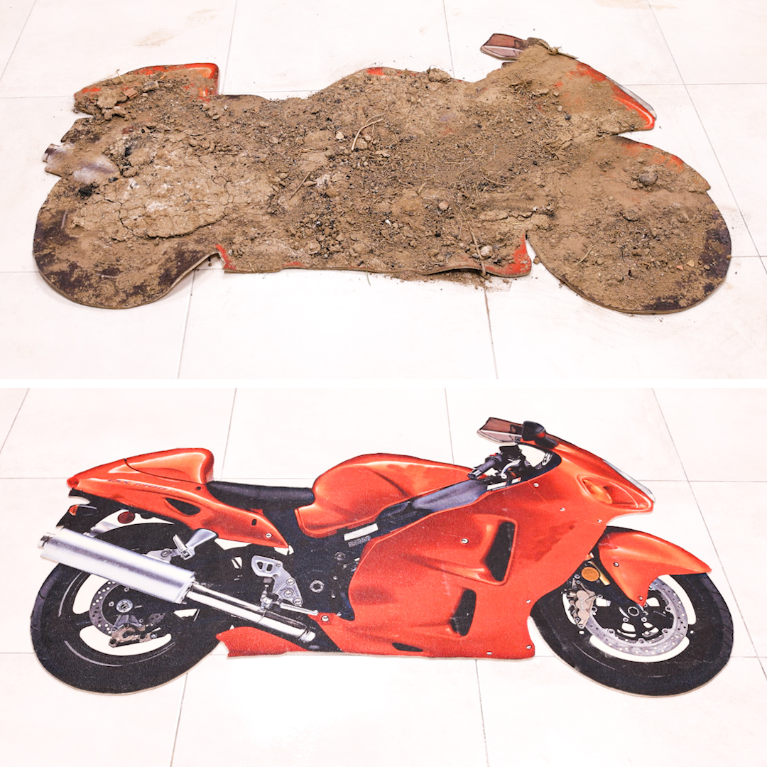 Satisfying motorcycle rug cleaning!💧💦