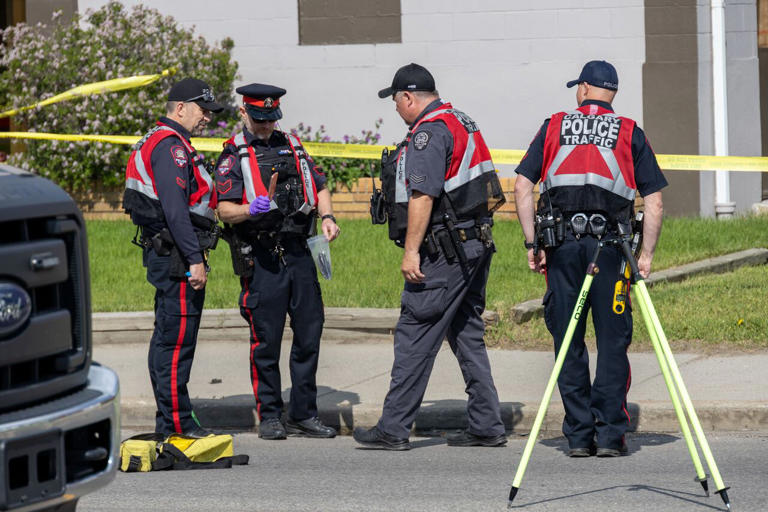 Cyclist dies after being struck by vehicle in Calgary